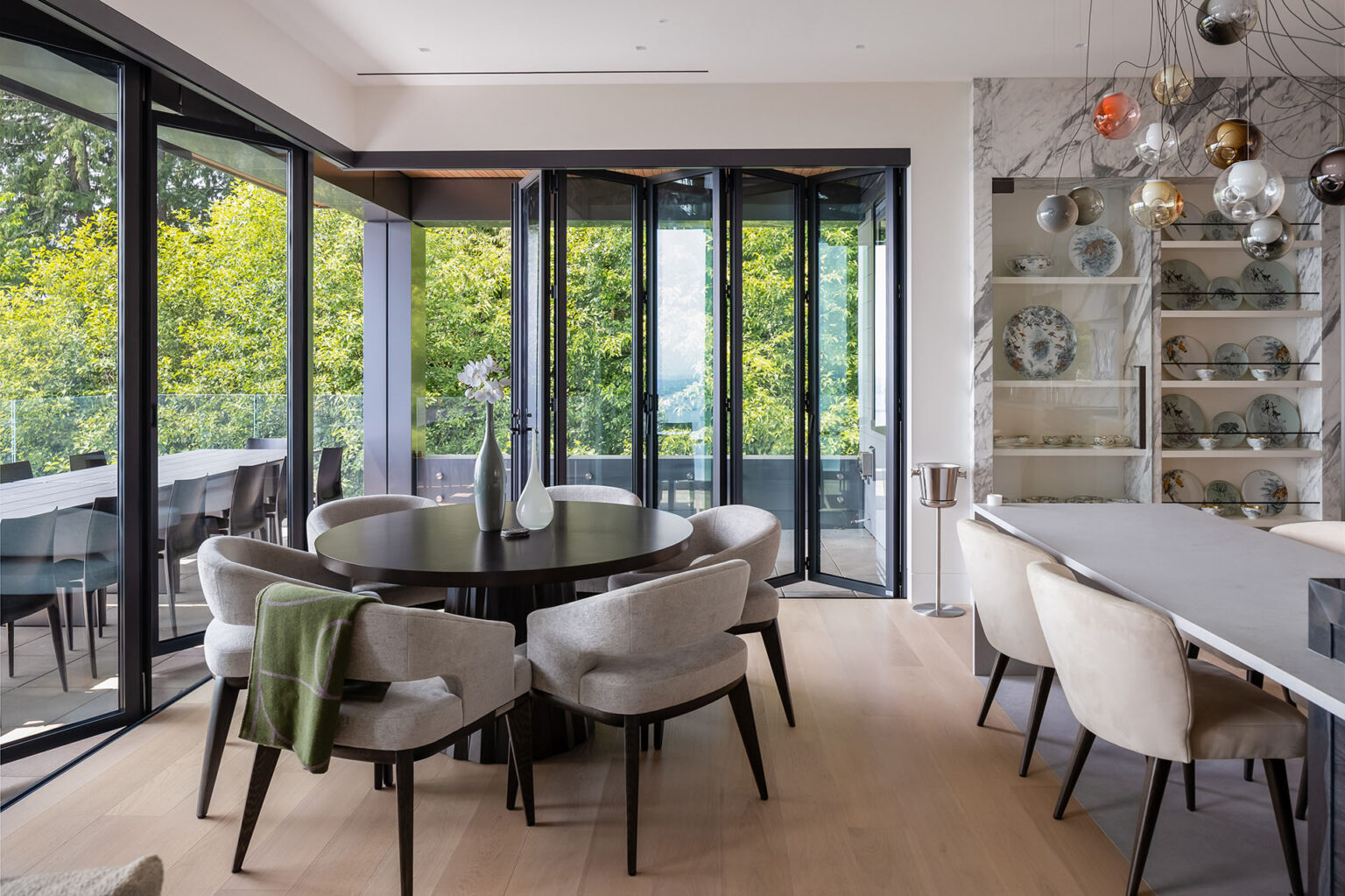 AEROFOLD - Folding Doors - AEROFRAME